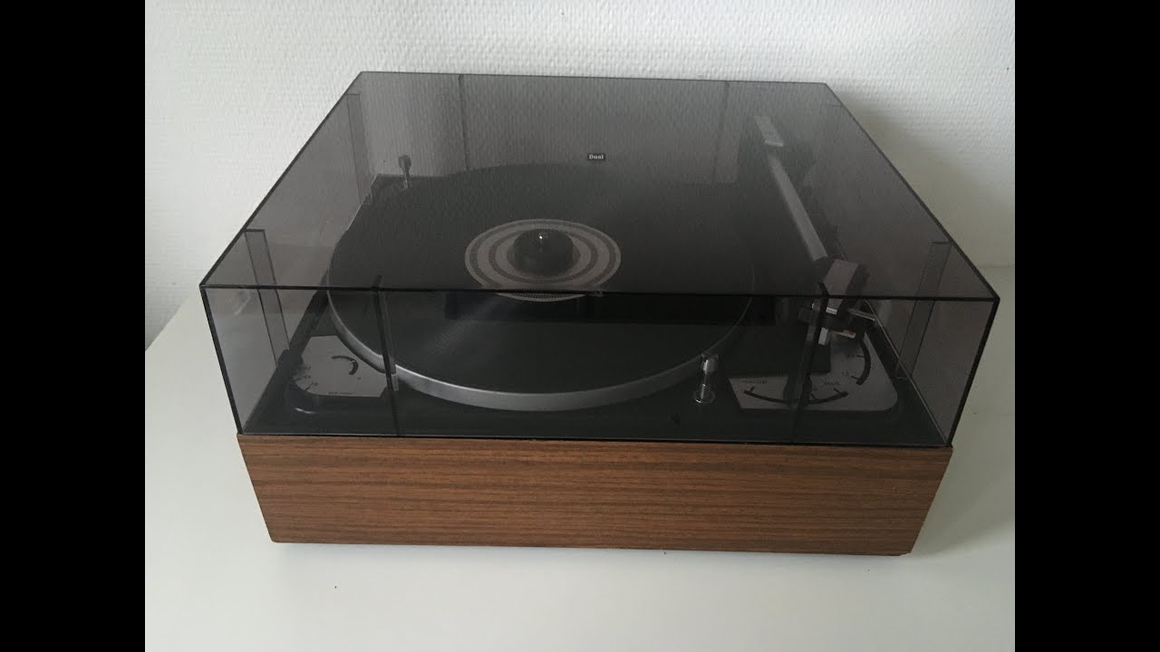 DUAL 1010 Turntable Four Speed Fully-Automatic Idler-Drive Turntable ...