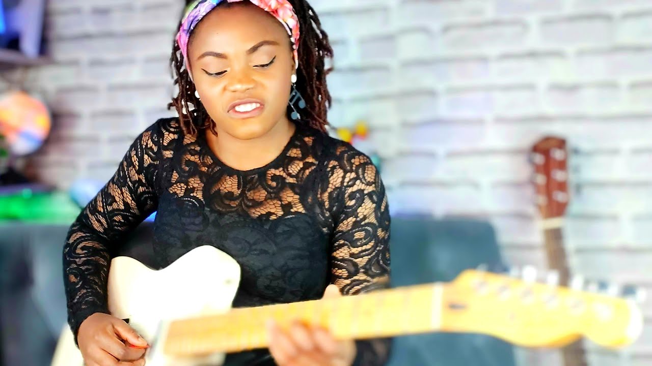 Beautiful Guitar Loop // Grateful - Helen Ibe - YouTube