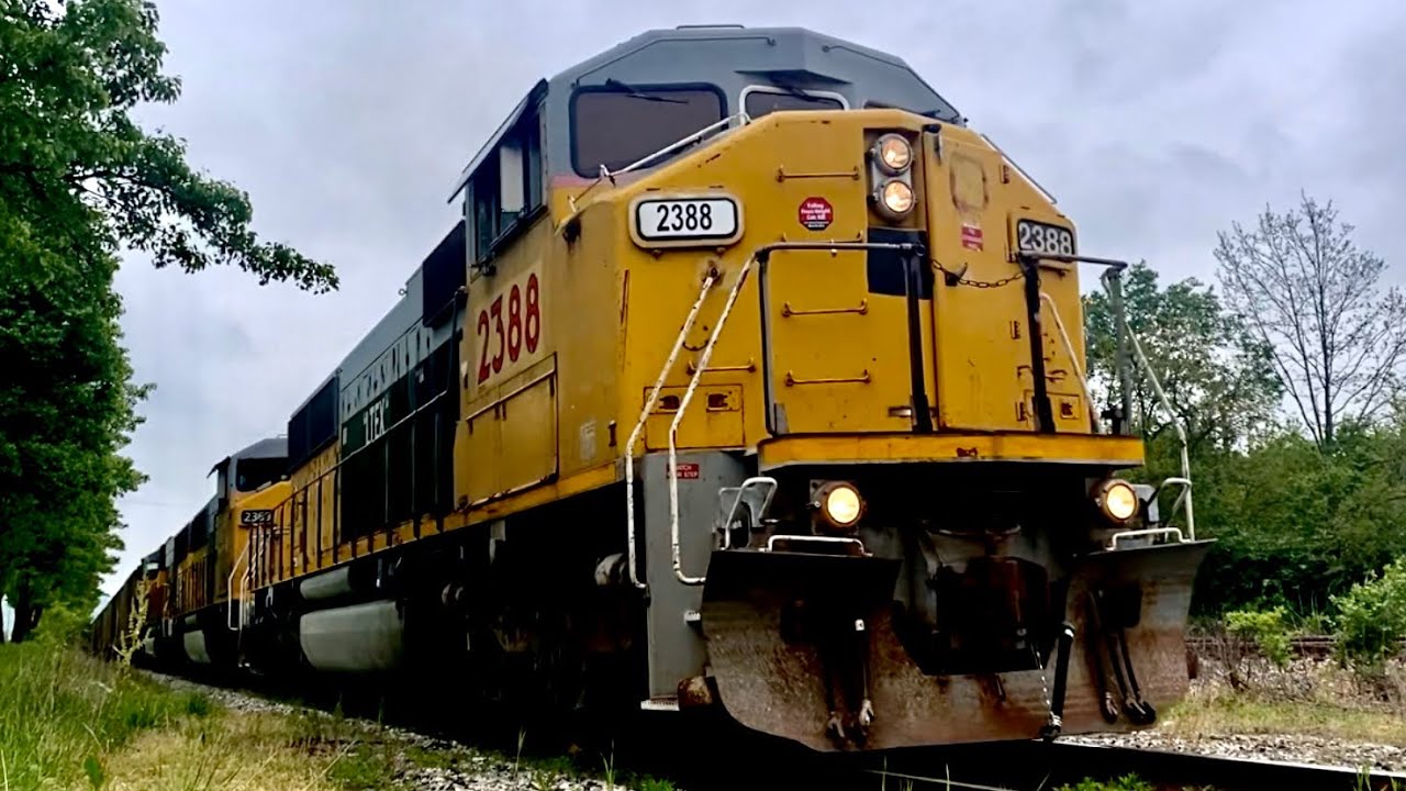 Ex Union Pacific SD60M Triclops - YouTube