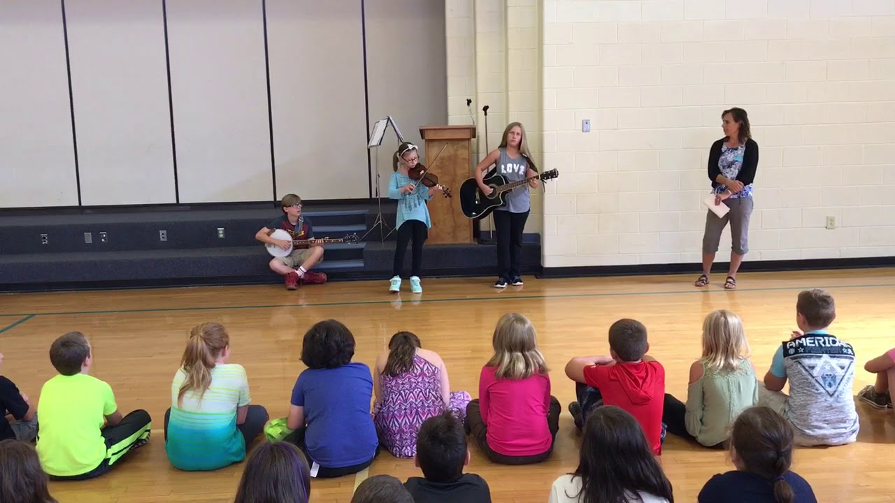 Check Elementary School Students Demo Old-Time Music (Part 3) - YouTube