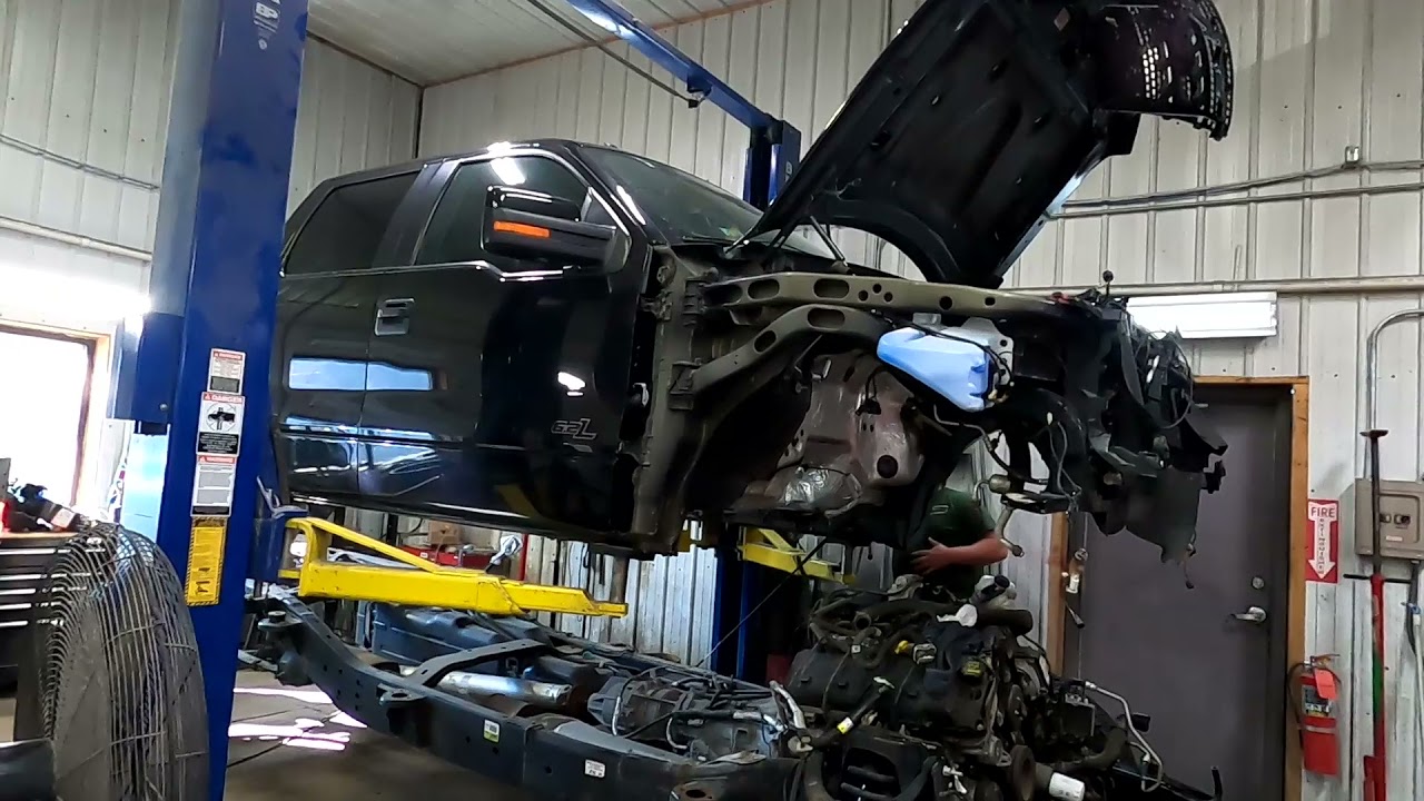 wrecked ford raptor rebuild pt.1 - YouTube