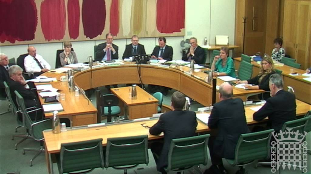 Defence Committee question independent commentators on Army 2020 - YouTube