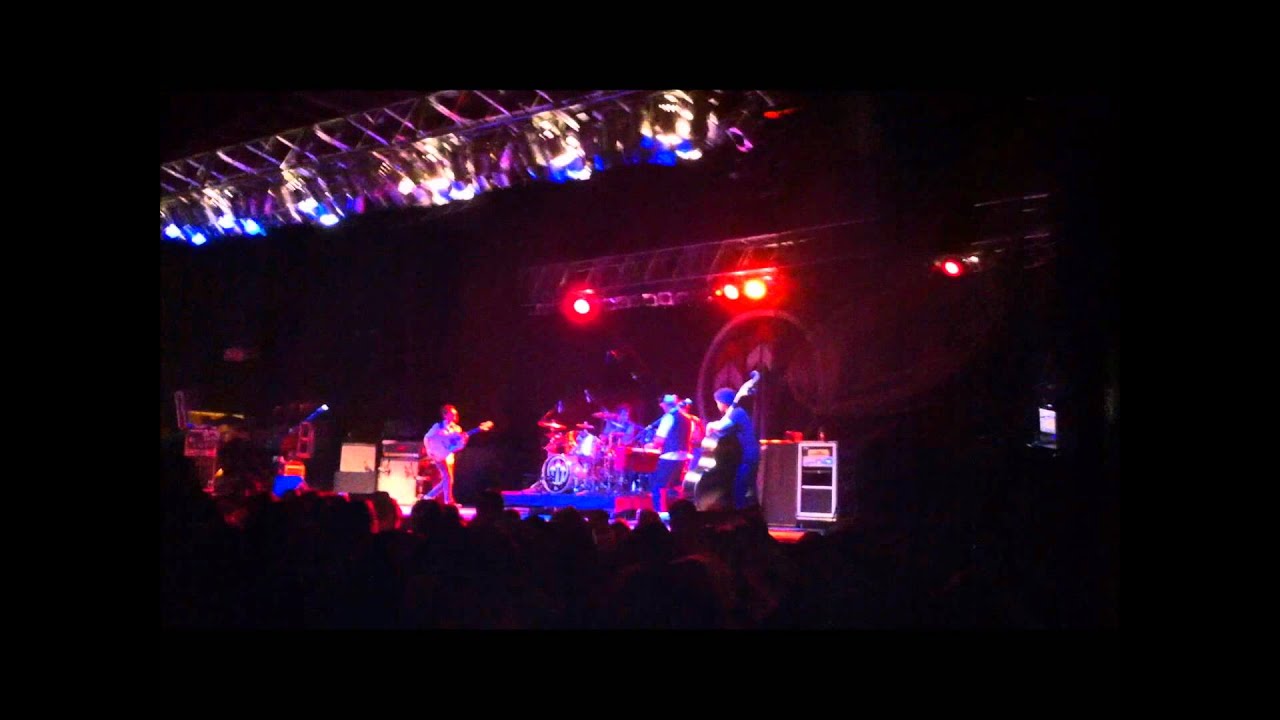 John Butler Trio - Zebra (Live at Crossroads, Kansas City, MO August ...