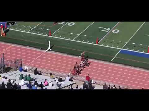 Korbin Hendrix running open 100 meter dash - YouTube