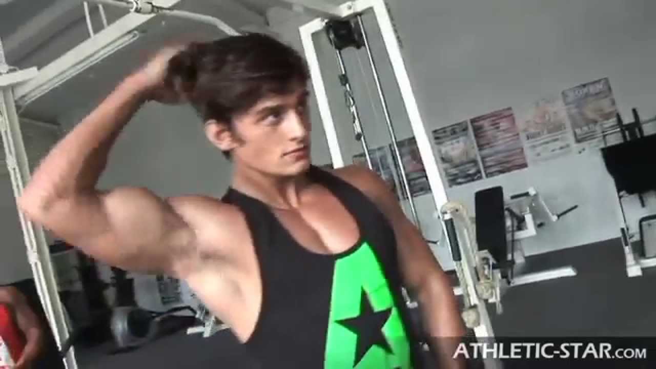 BRYANT WOOD in Gym - YouTube