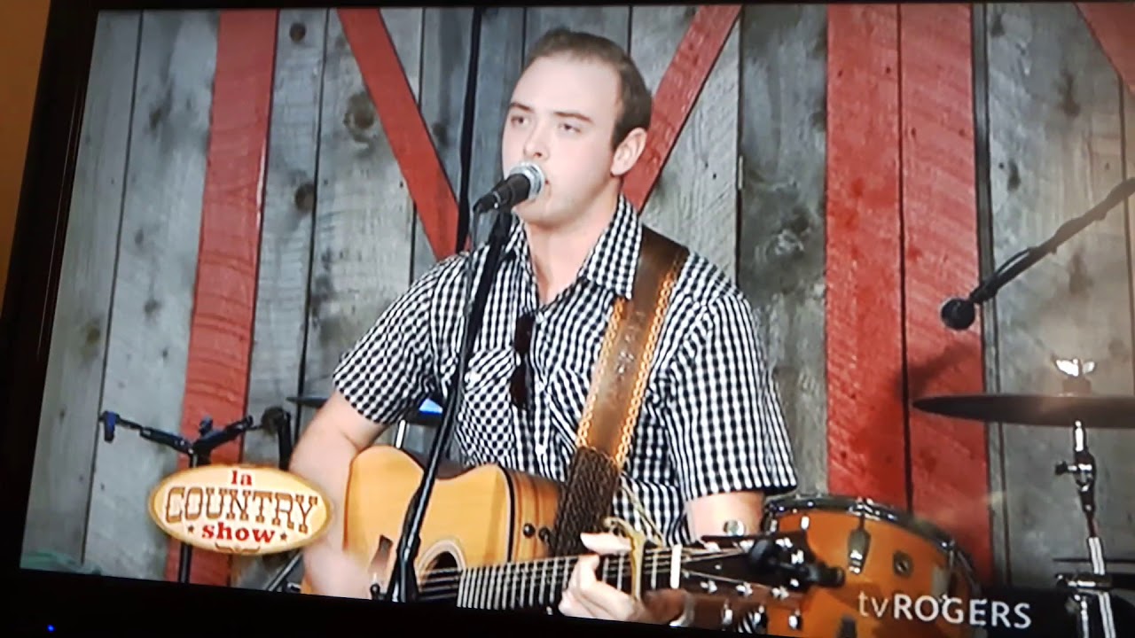 Curtis MacKinnon singing another one with Gerry Daigle on LA Country ...