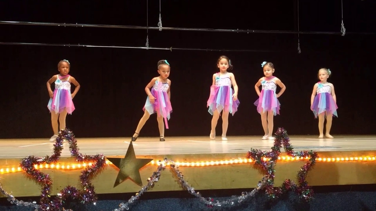 Skylar dance recital (Can you feel the love?) - YouTube