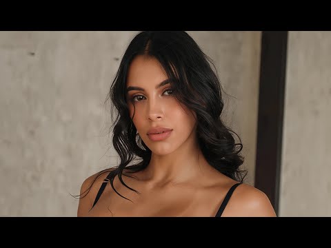 Keyla Dahyn: Colombian Influencer & Model Driving Global Social Media Success