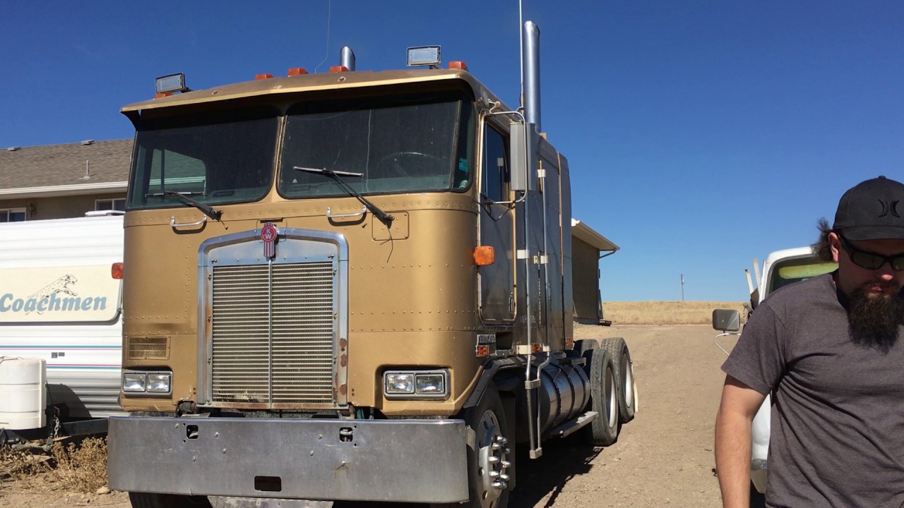 OLD Start | 1987 Kenworth K100 cab over | 3406 Catapillar - YouTube