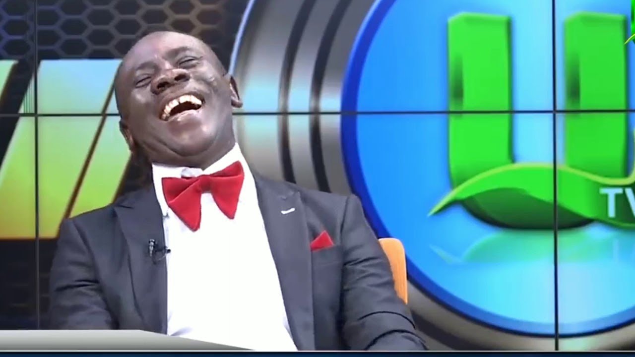 Akrobato the african news reporter laughing😂 🤣 (Try not to laugh 😂 🤣😂 🤣 ...