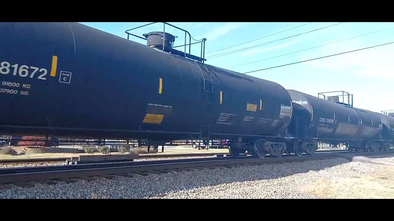 NS 187 with KCS 4179 SD70ACE and KCS 4168 SD70ACE - YouTube