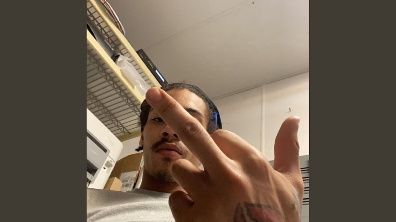 Dat fake shit! - YouTube