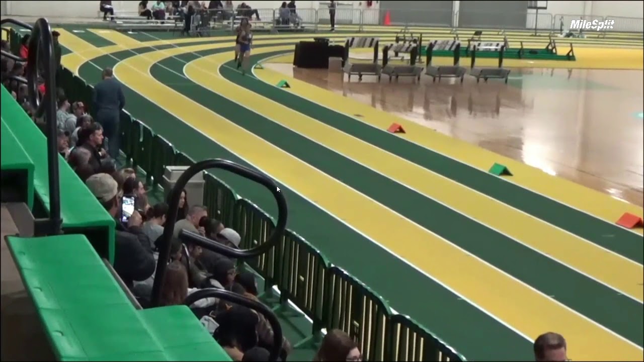 Aniya Mosley 1600 meters Indoor 2020 Class 6 Region A Champion - YouTube