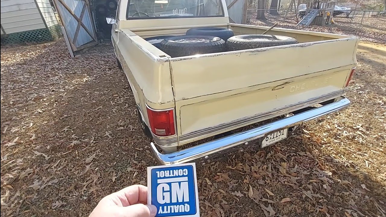 I bought a "John Deere" License Plate for my 1984 Chevy C10 truck LTB ...