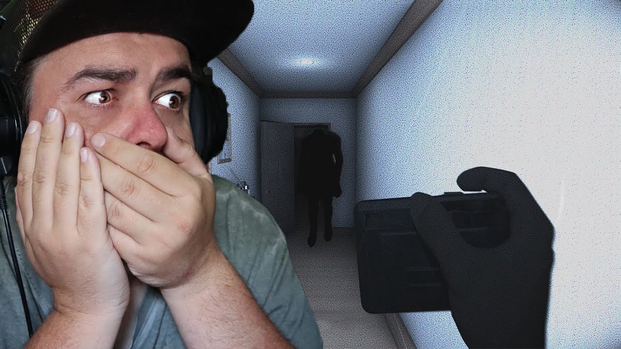 CAMARA FLASH IS THE ONLY WAY YOU CAN SEE! - YouTube