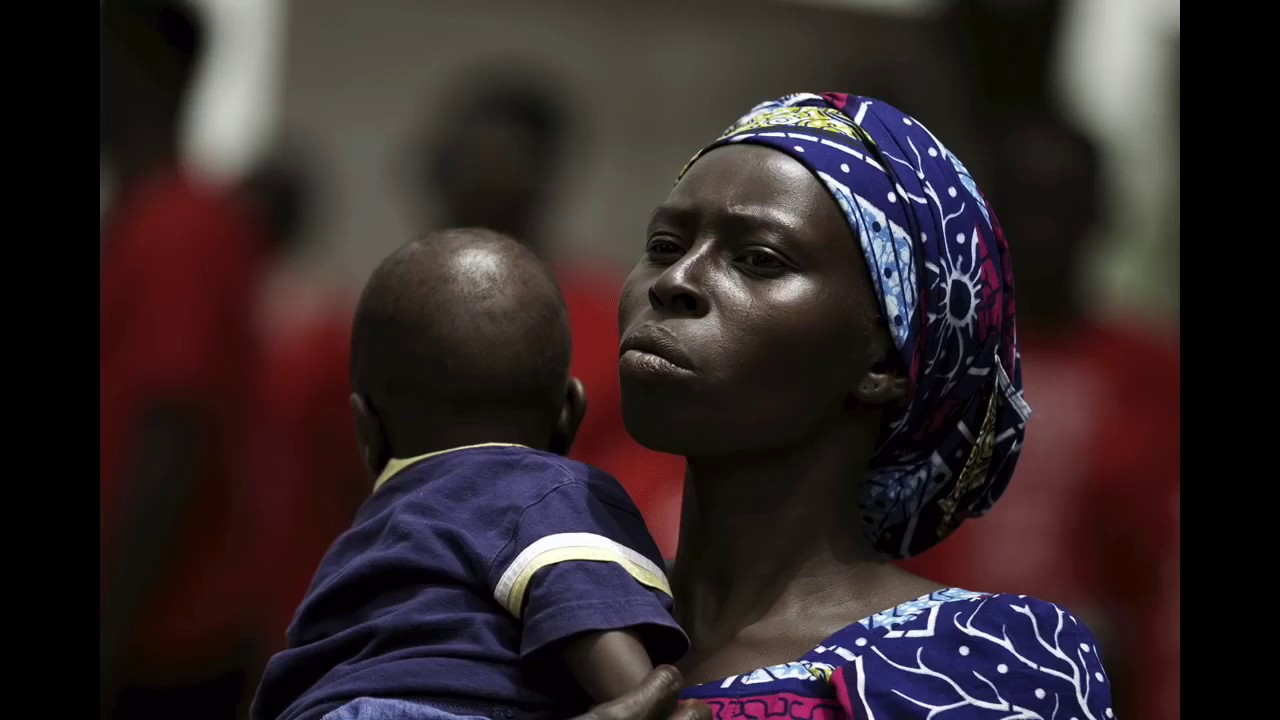 Fatoumata Traore une femme mariée a donné le VIH à son bébé - YouTube