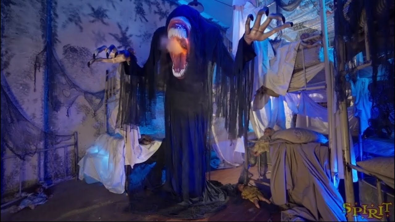 Spirit Halloween 2023 7.3 Ft Death Stalker Animatronic - YouTube