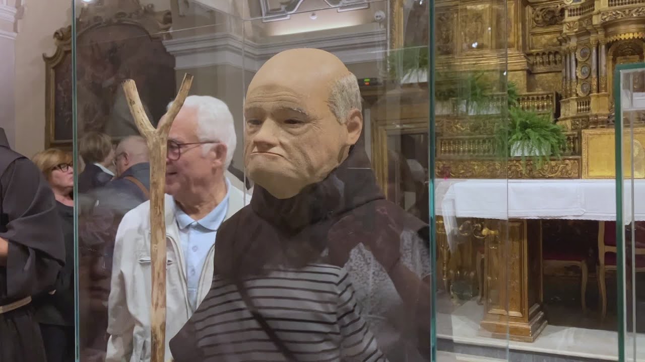Ricostruito il volto del beato Giacomo da Bitetto - YouTube