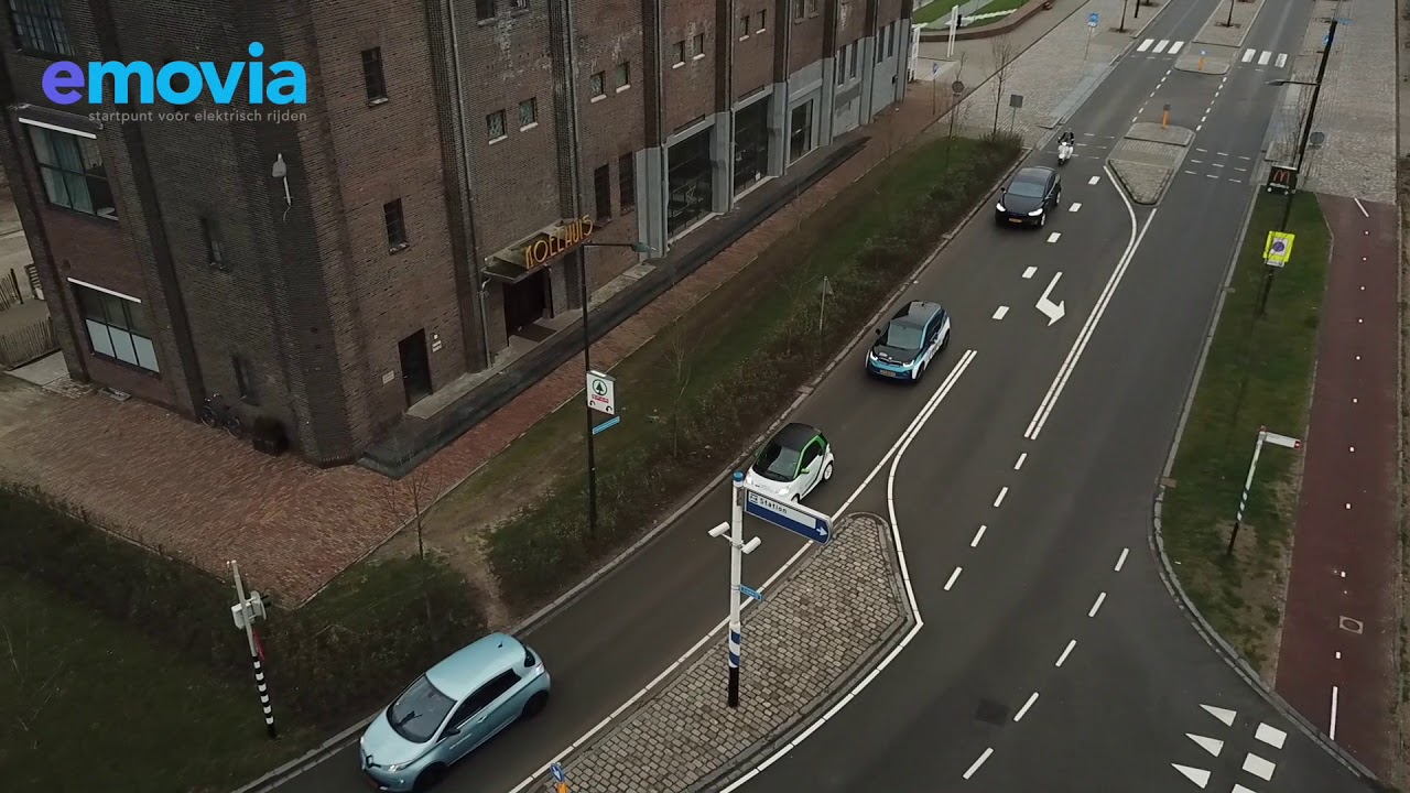 emovia Electric Experience - YouTube