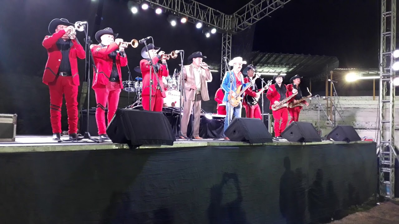 Isla virgen banda brava - YouTube