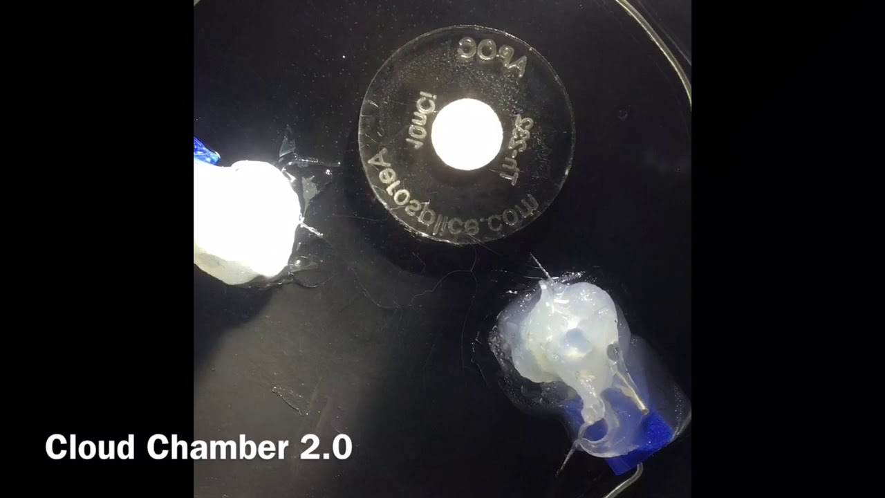 Cloud Chamber - Video of Beta Particle Tracks - YouTube