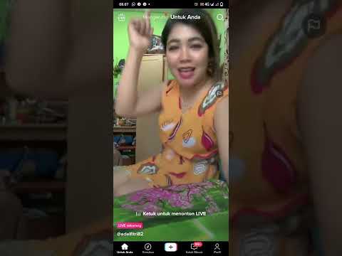 Cewek cantik Live di tiktok