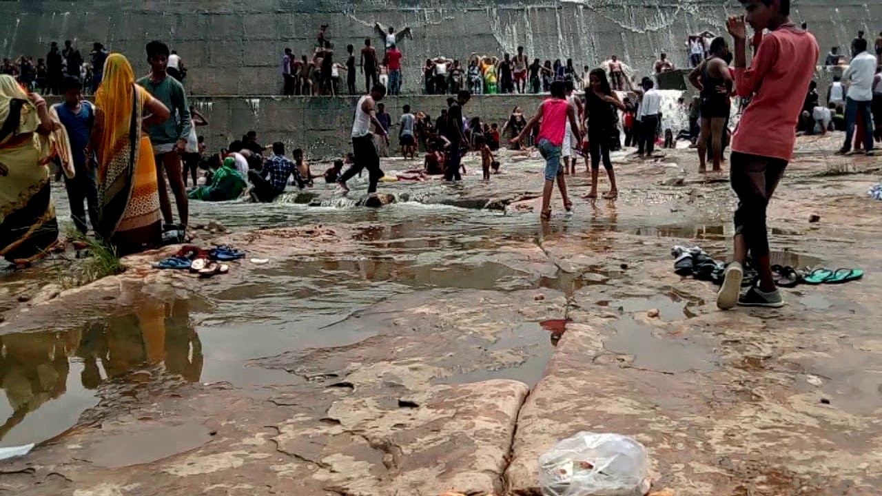 Bardha dem kota - YouTube