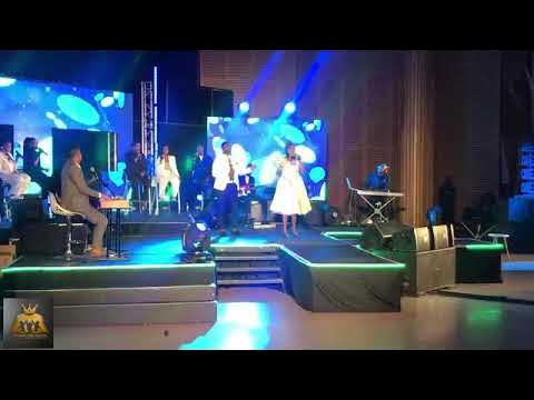 Pinkie Petja & Musa Mhlawuli - YouTube