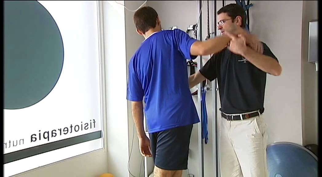 Tensor de la Fascia Lata - Estiramiento que FUNCIONA - YouTube
