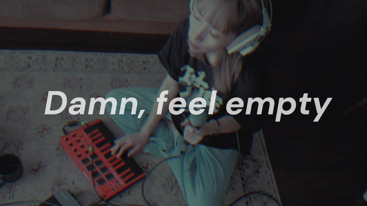 【LIVE at HOME】Damn, feel empty / 556km - YouTube