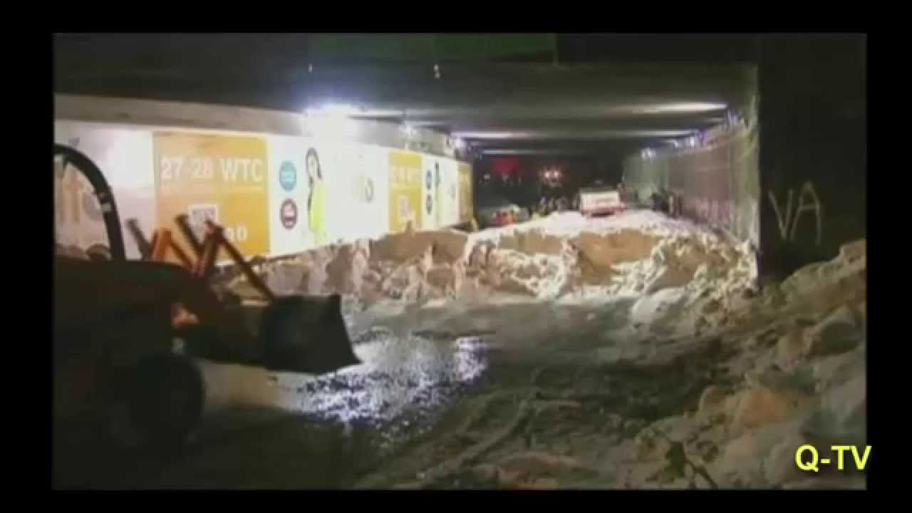 Apocalyptic storm dumps 2 feet of hail in Mexico - YouTube