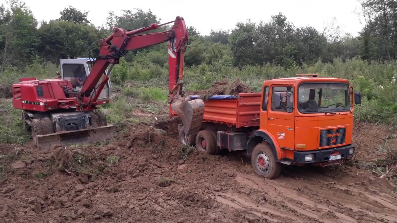Liebherr 310 man 281 - YouTube