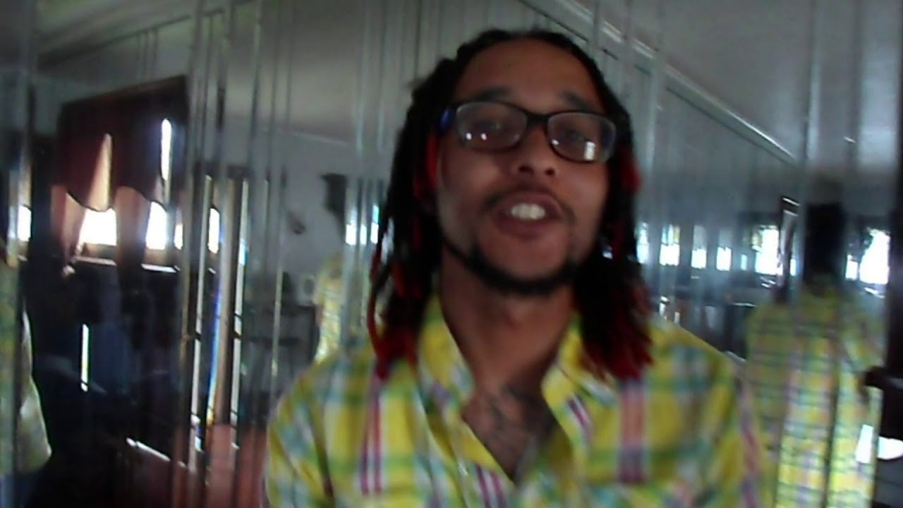 PRINCE KILLA- STRUGGLE (OFFICIAL VIDEO) Dir. Devenaire - YouTube