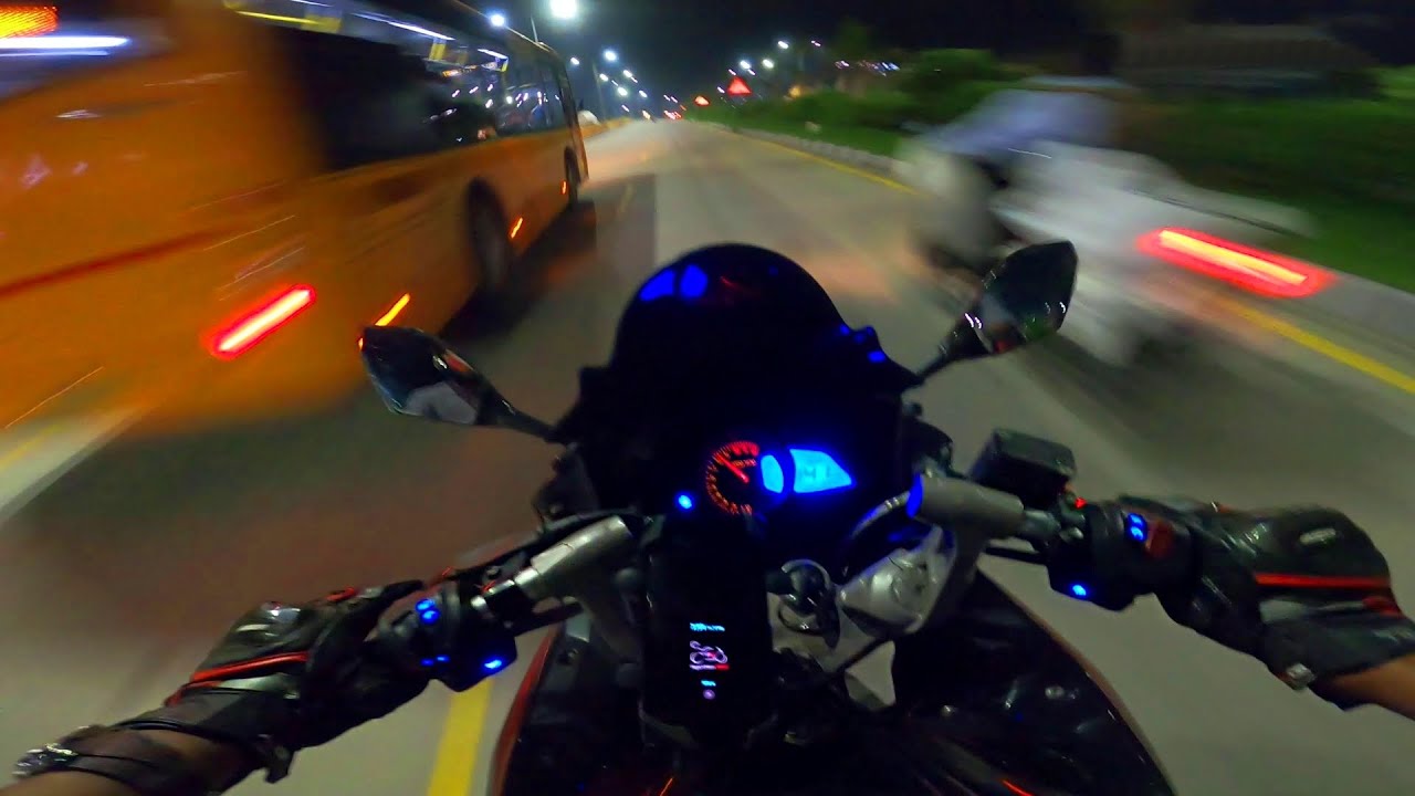 Pulsar RS200 highway ride at night | night ride ki baat hi kuch aur hai ...