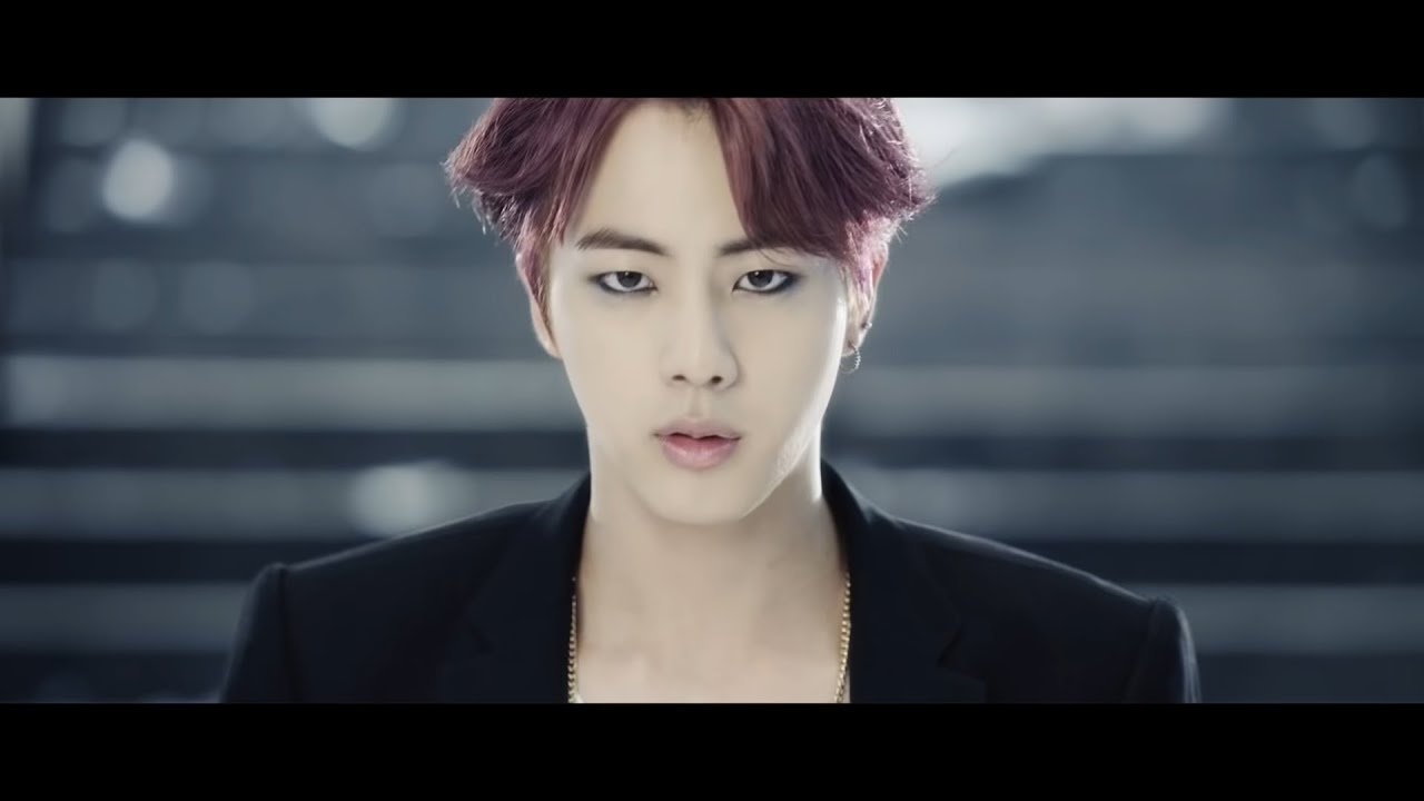방탄소년단 진 BTS JIN | 'Danger' MV 석진part focus/cut 140819 - YouTube