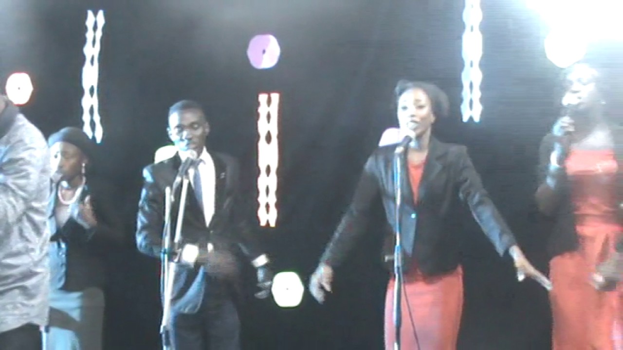 Wole Emmanuel at Wonders of Praise, Glory Chapel, Ile-Ife Part 1 - YouTube