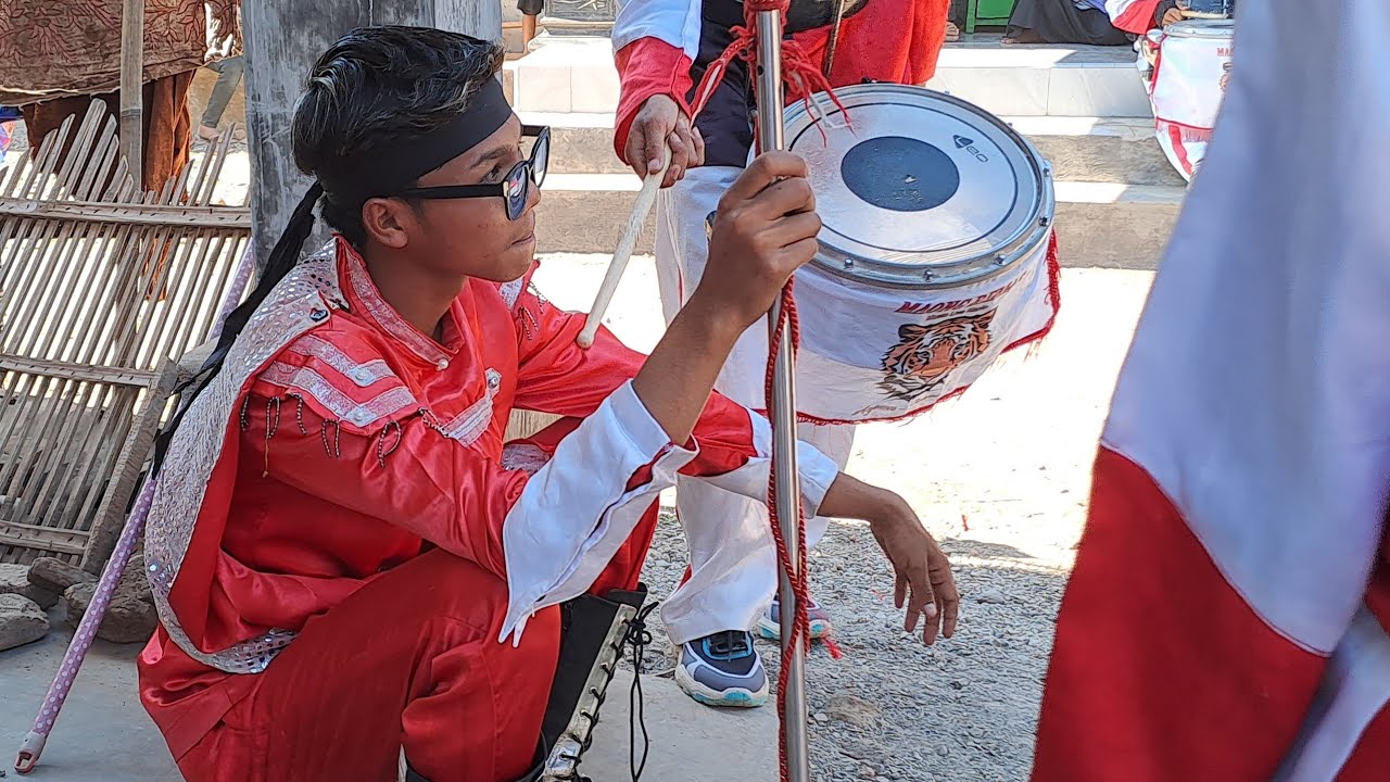 LANJUT PERJALANAN IKUT KEMAUAN WARGA KELILING KAMPUNG - YouTube