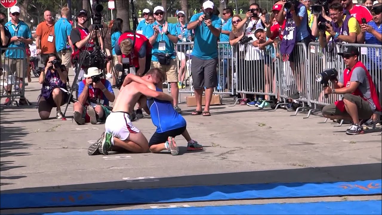 Alex Guild, finishing the half Marathon - YouTube