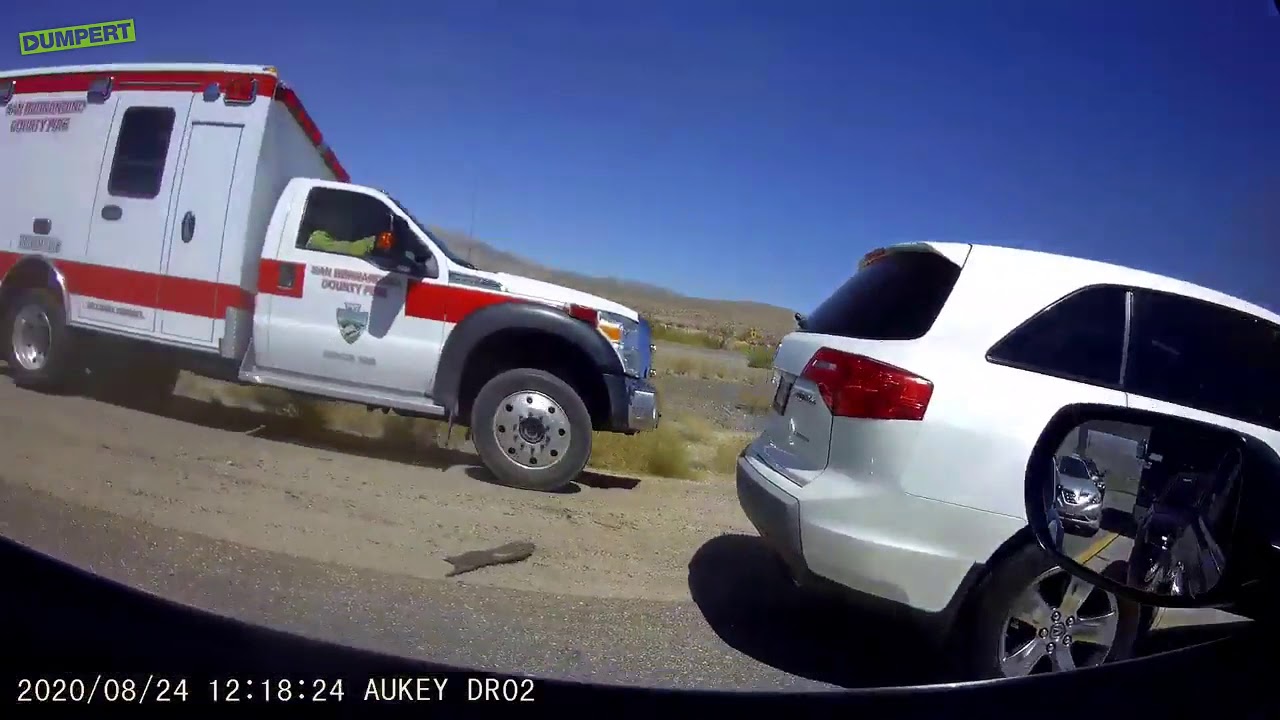 Ambulance driver gets angry! - YouTube