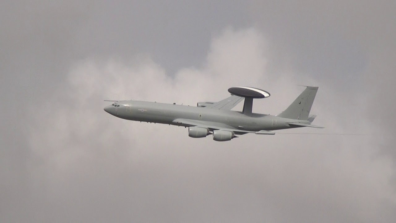 RAF Boeing E-3D Sentry - YouTube