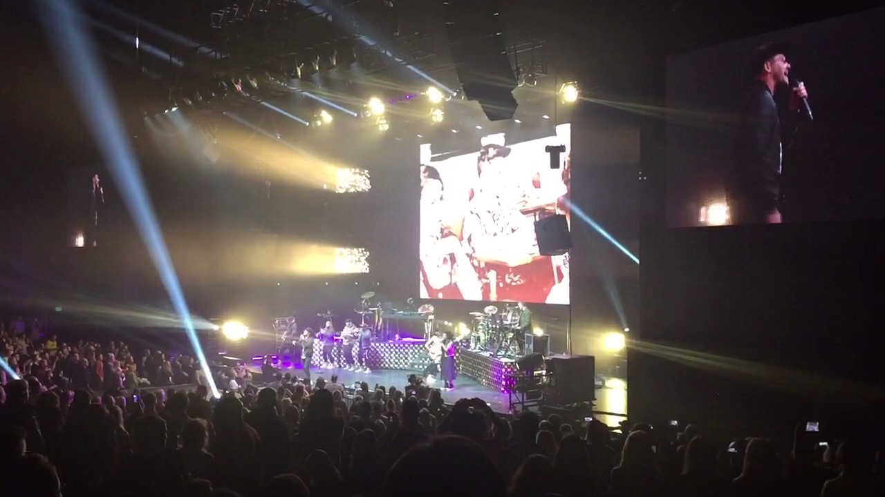 TobyMac- Like a Match - live - YouTube