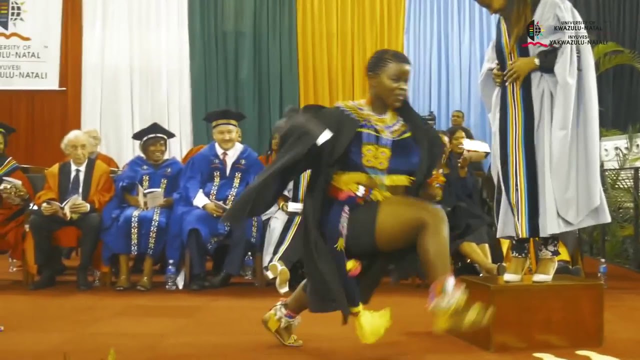WATCH | 'Proud Zulu woman' rocks graduation with traditional dance ...