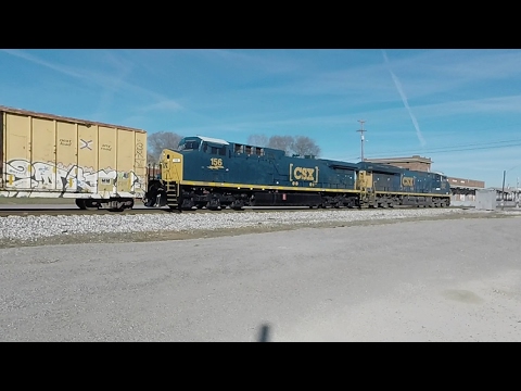 Long Mixed Freight Train - CSX 3453 & 156 - YouTube