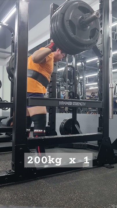 남자라면 죽기전에 스쿼트 200kg해봐야죠? - YouTube