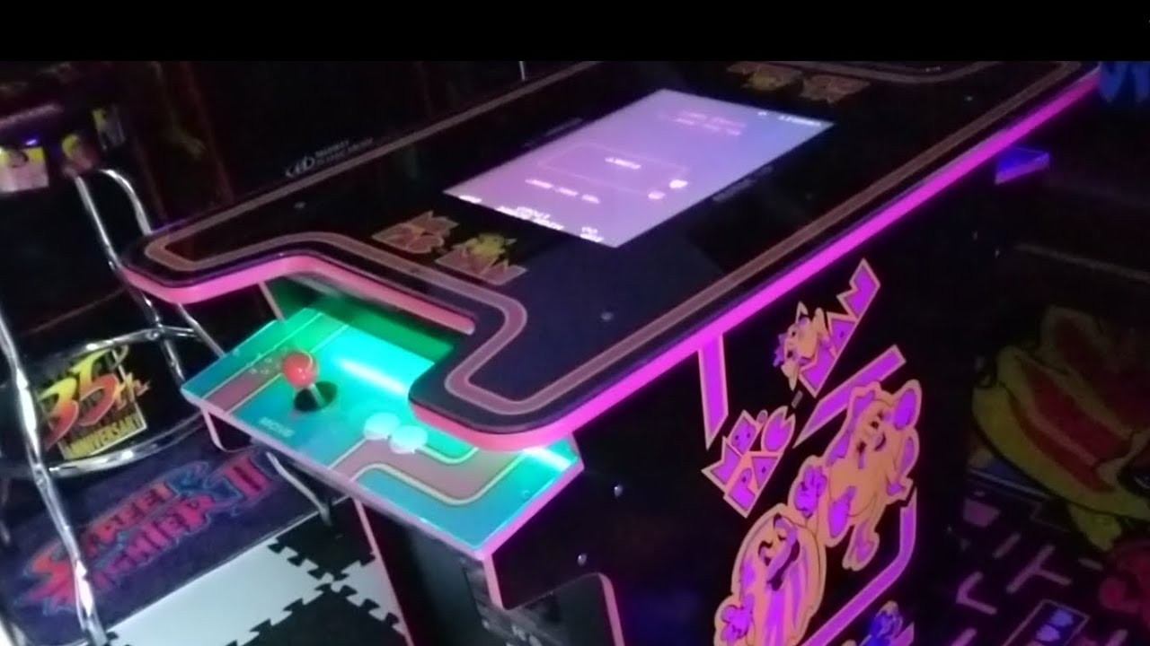 réception table cocktail Ms Pacman Arcade1up - YouTube
