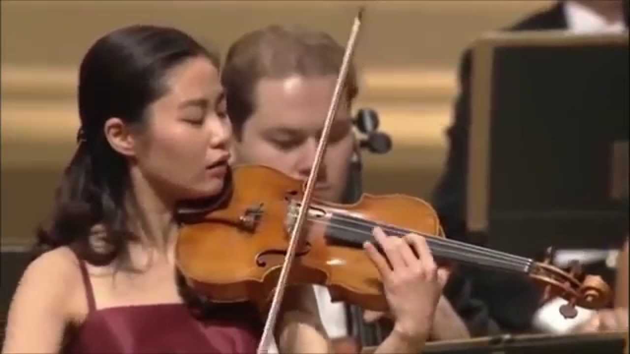 Sayaka Shoji plays Tchaikovsky : Violin Concerto in D major, Op.35 ...