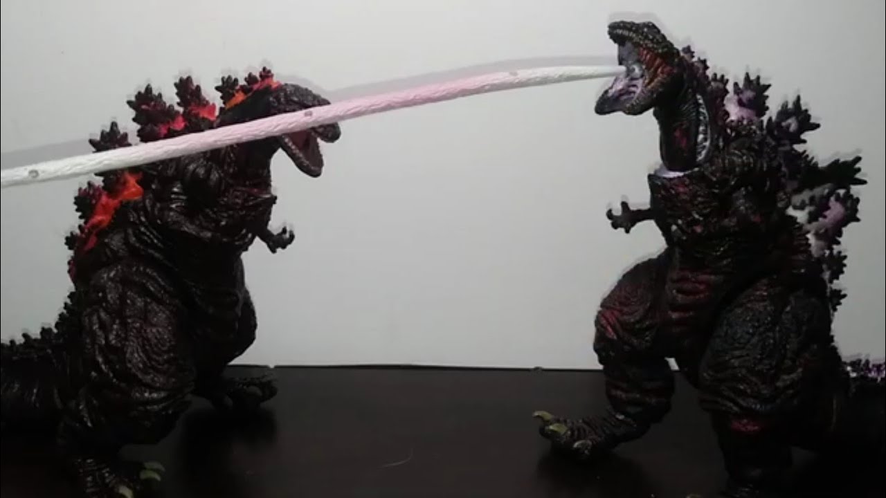 Figure Comparison: NECA Godzilla 2016 (Bootleg) & NECA Shin Godzilla ...