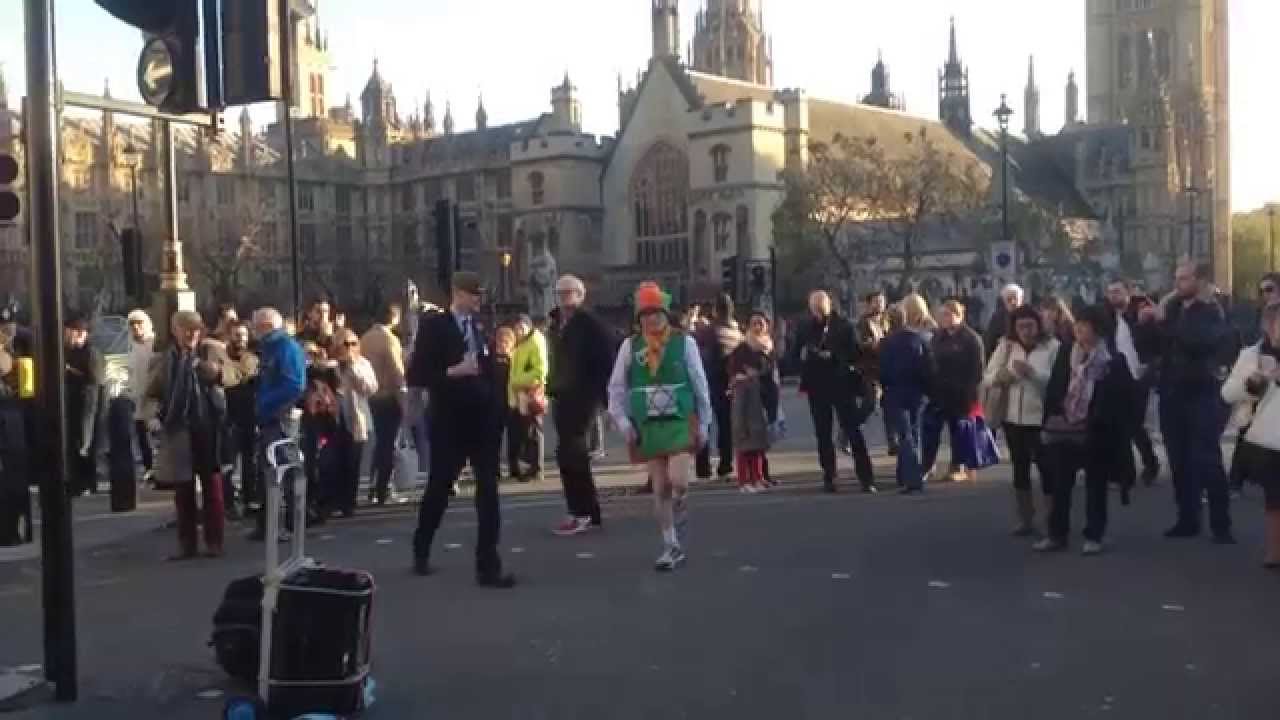London - Irishman dance - YouTube