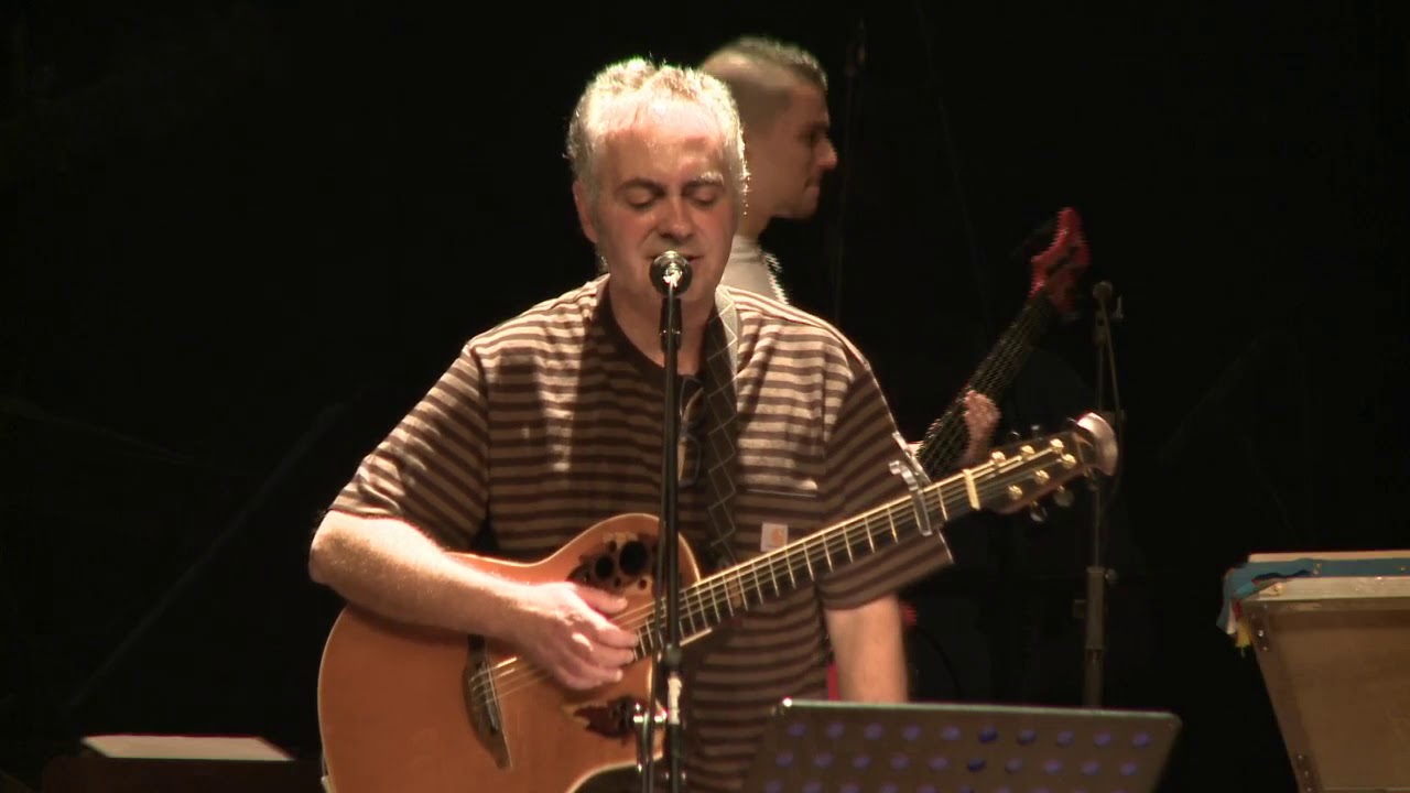 Mário Mata "Pela estrada da Beira" Cineteatro da Anadia - YouTube