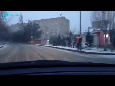 Bakıda qar mənzərəsi